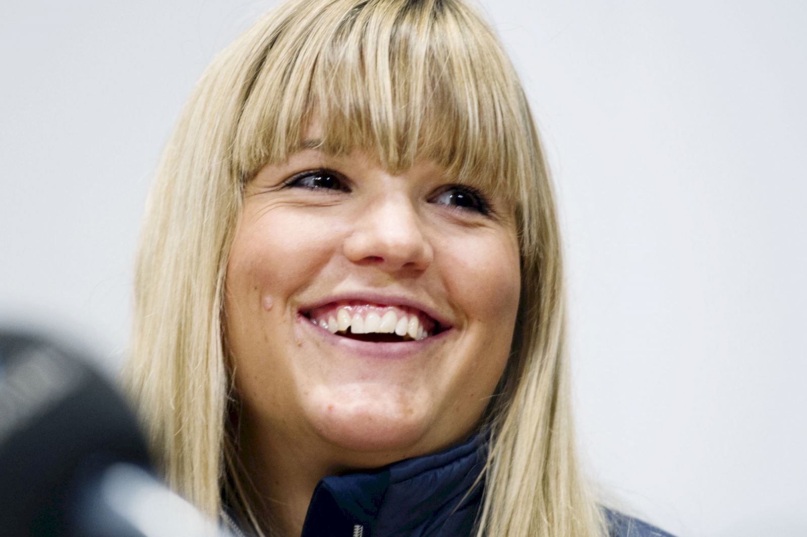 Anna Holmlund har lämnat intensiven och andas själv - Åka Skidor